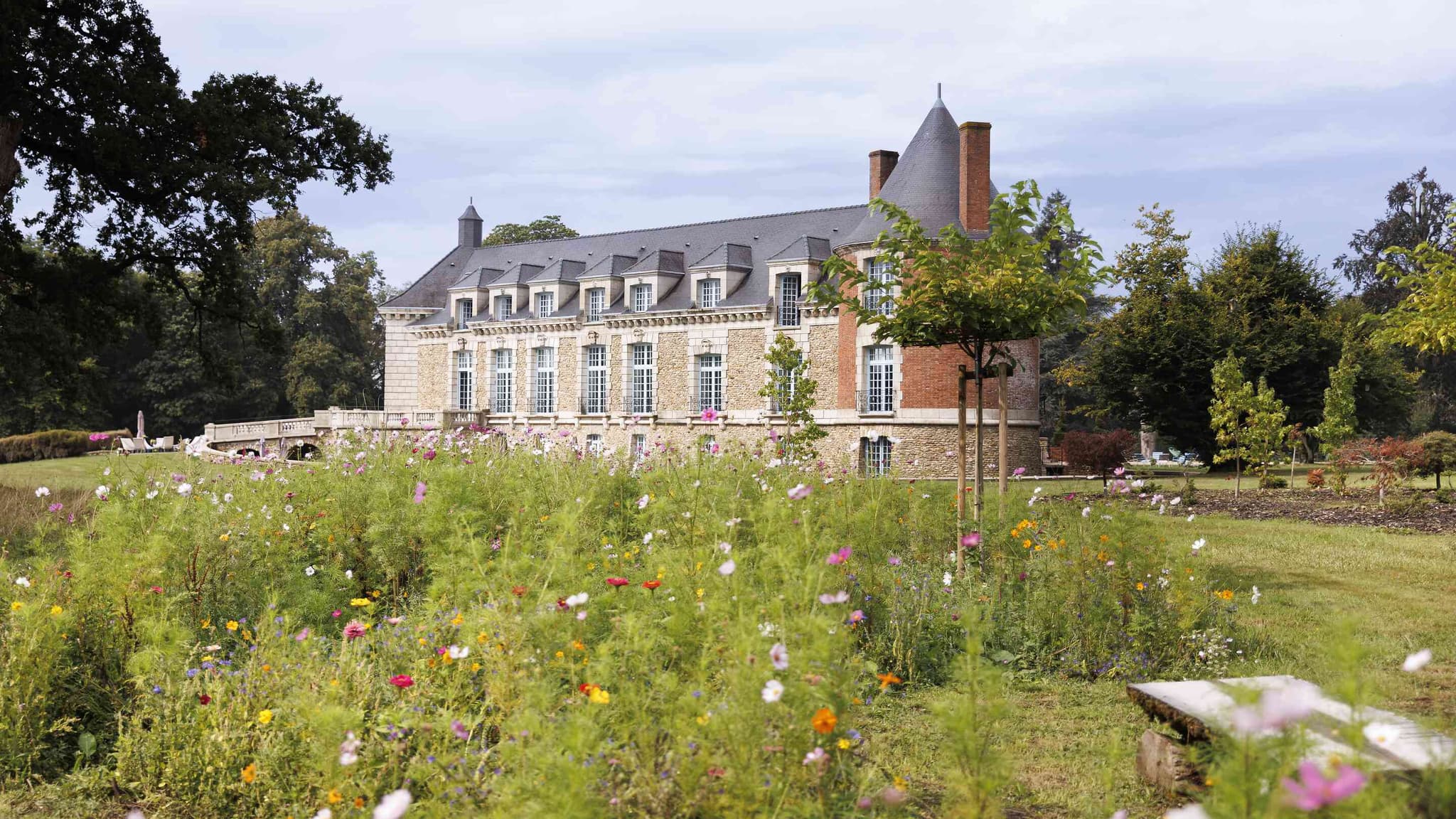 Château Regen' Ronqueux : lieu de séminaire et salles de réunion à ...